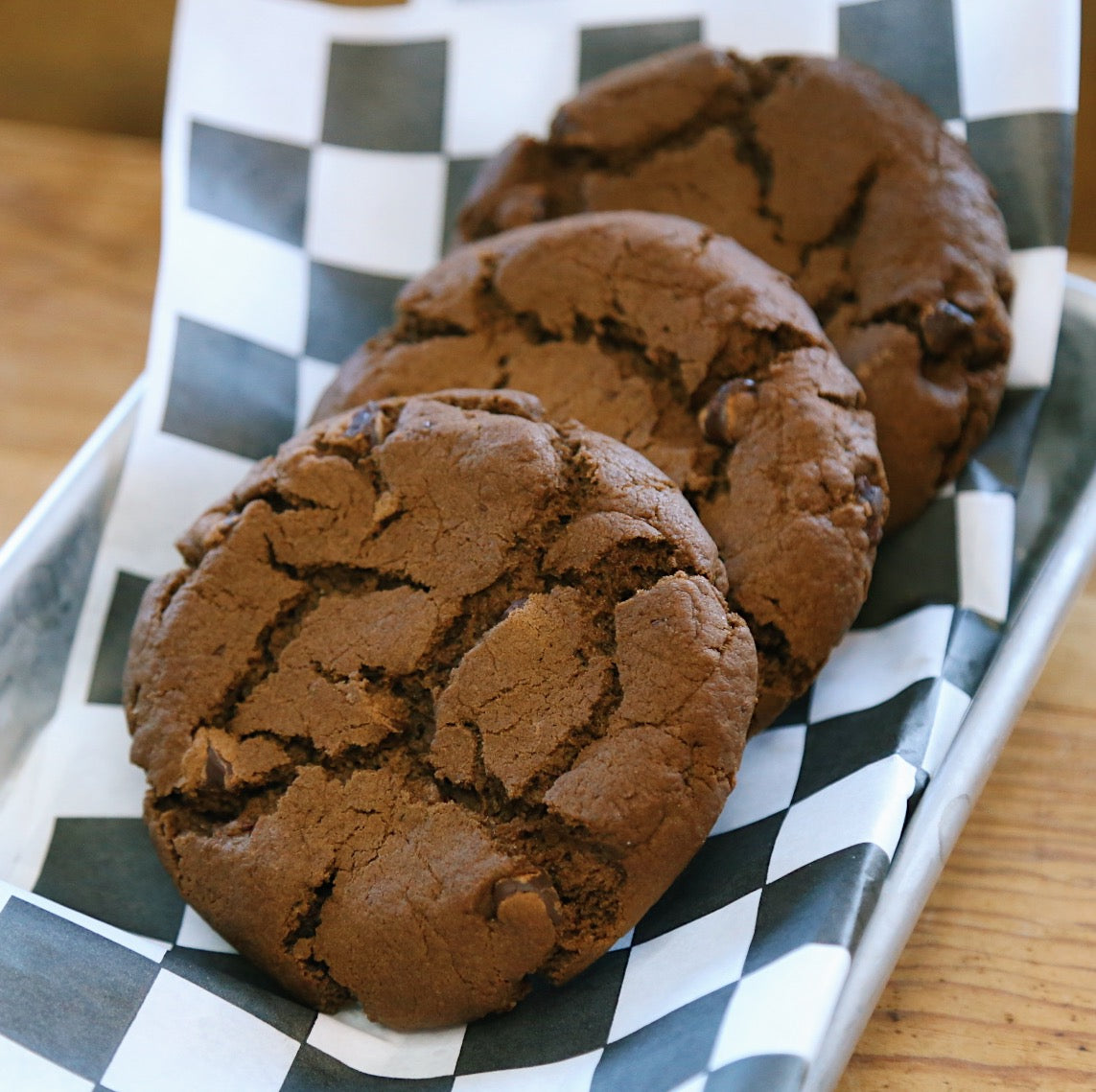 6 Quarter Pound Vegan Double Chocolate Chip Cookies – Foxship Bakery